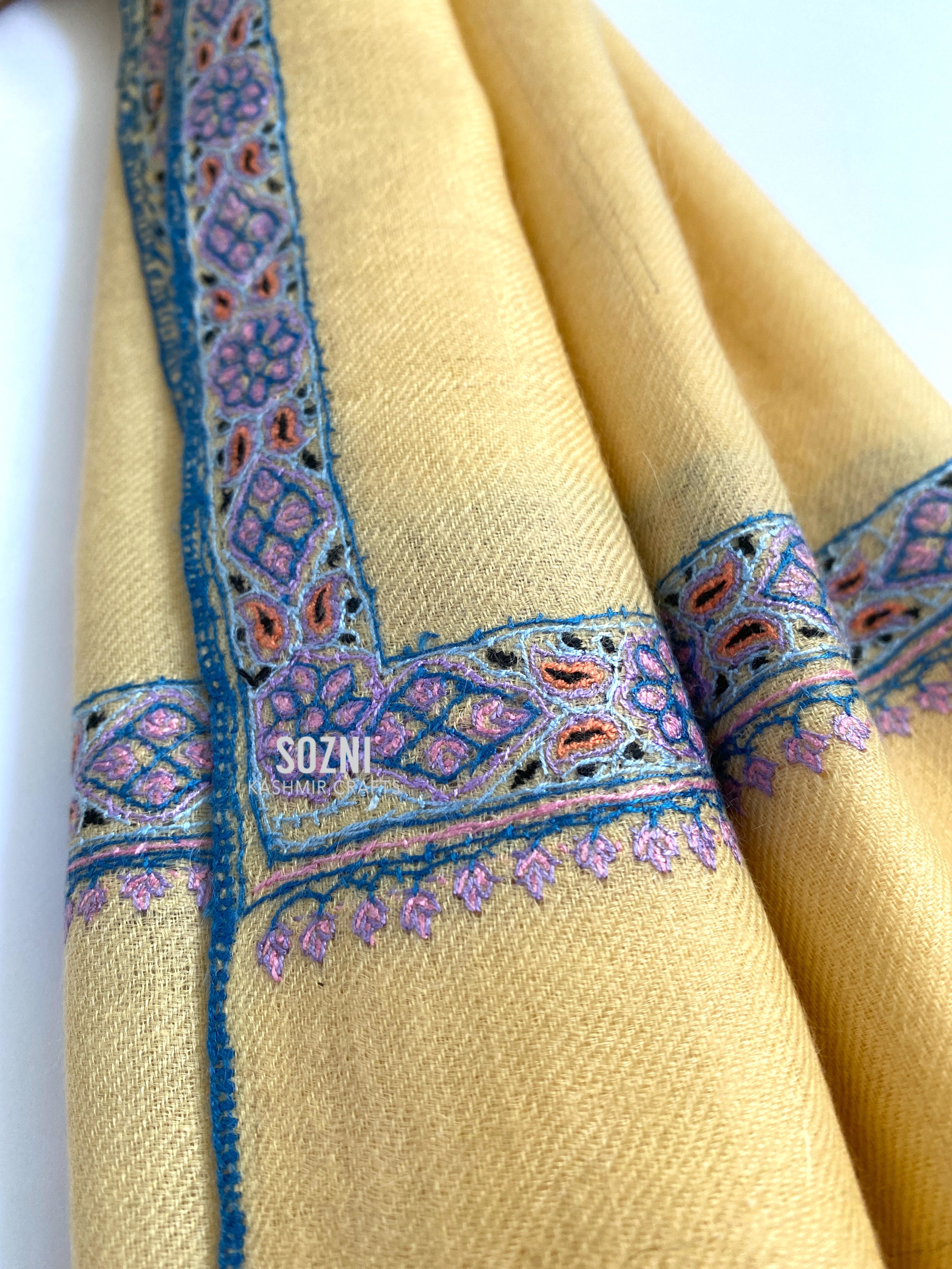 Sozni Kashmir Crafts